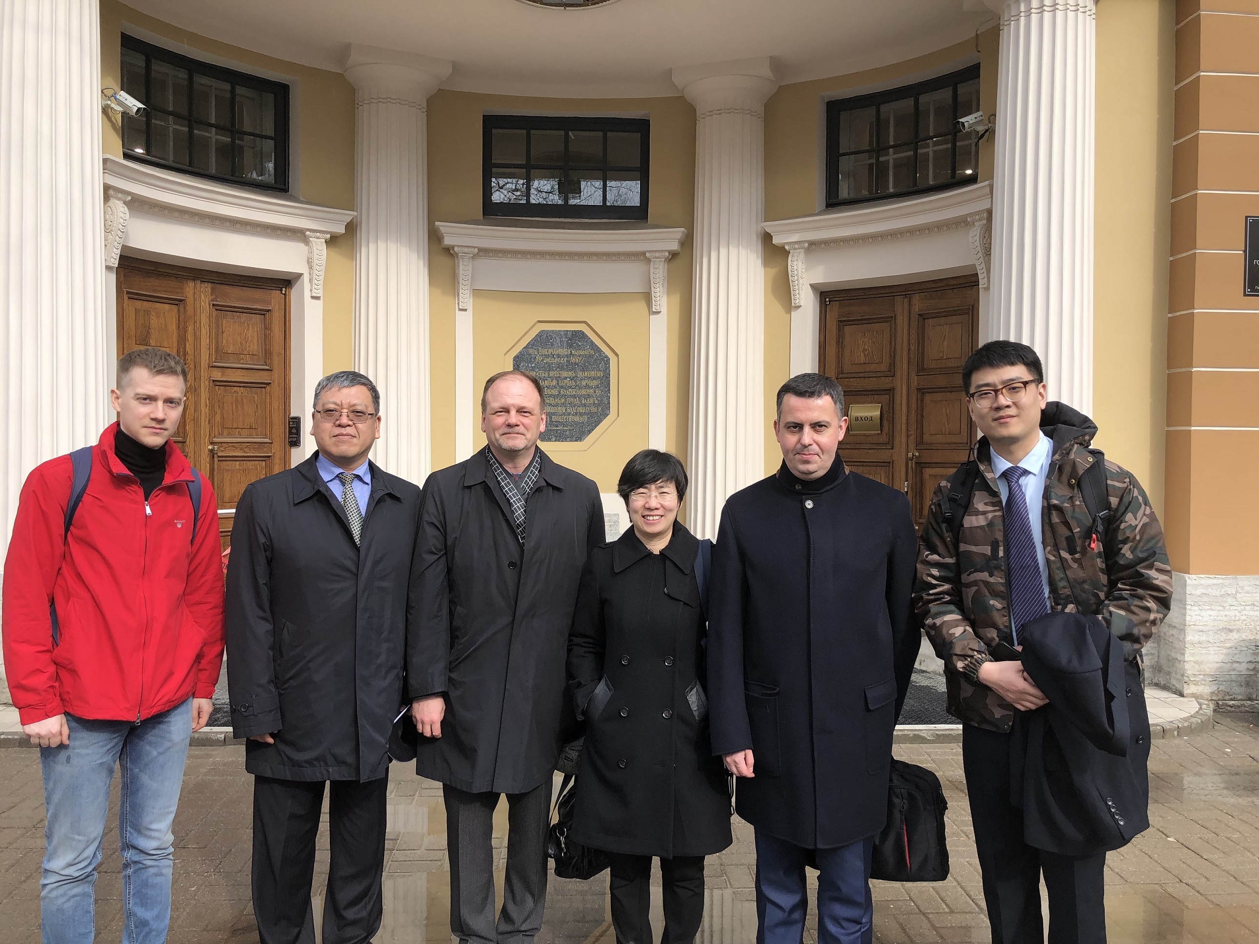 “第四届中俄中东铁路文化遗产保护学术论坛暨哈工大建筑学院-中俄中东铁路文化遗产保护创新研究中心学术成果展”于圣彼得堡国立大学成功举办